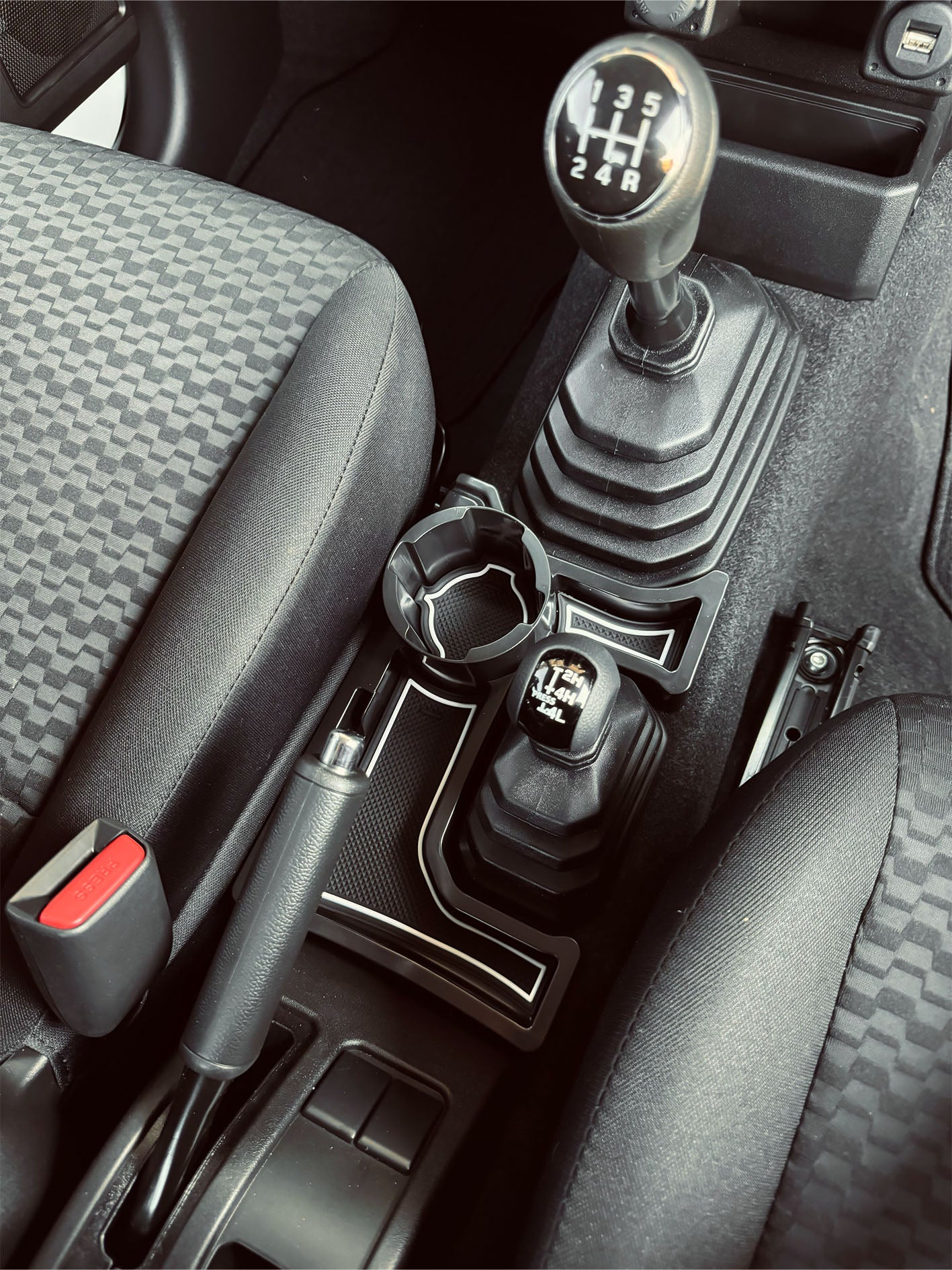 Suzuki Jimny Center Console Storage Tray Gen 4 — Evorevo4x4