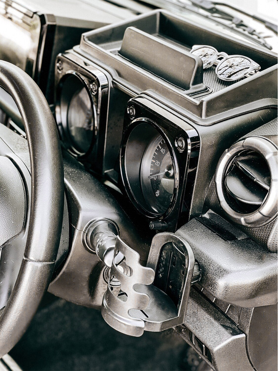 Suzuki Jimny Adjustable Cup Holder Gen 4 — Evorevo4x4