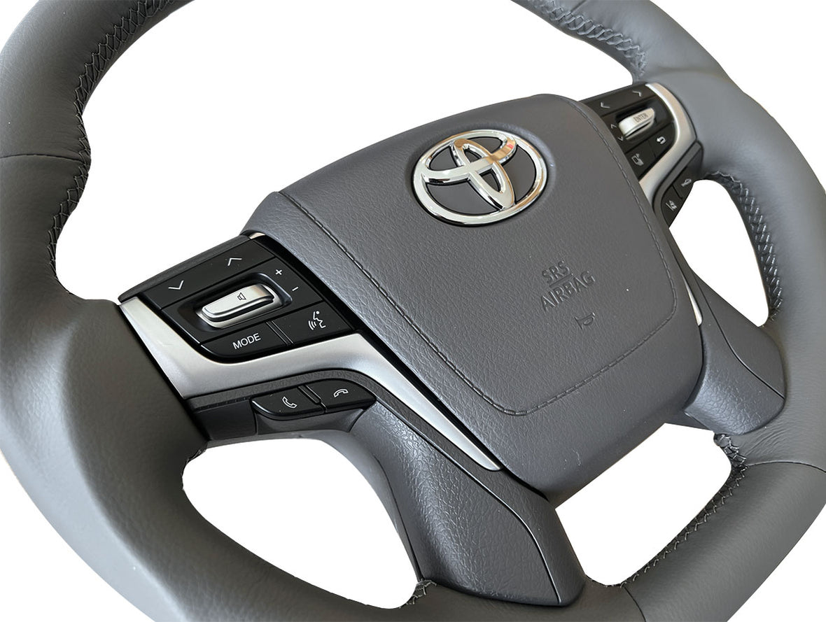 Toyota Land Cruiser Grey Steering Wheel — Evorevo4x4